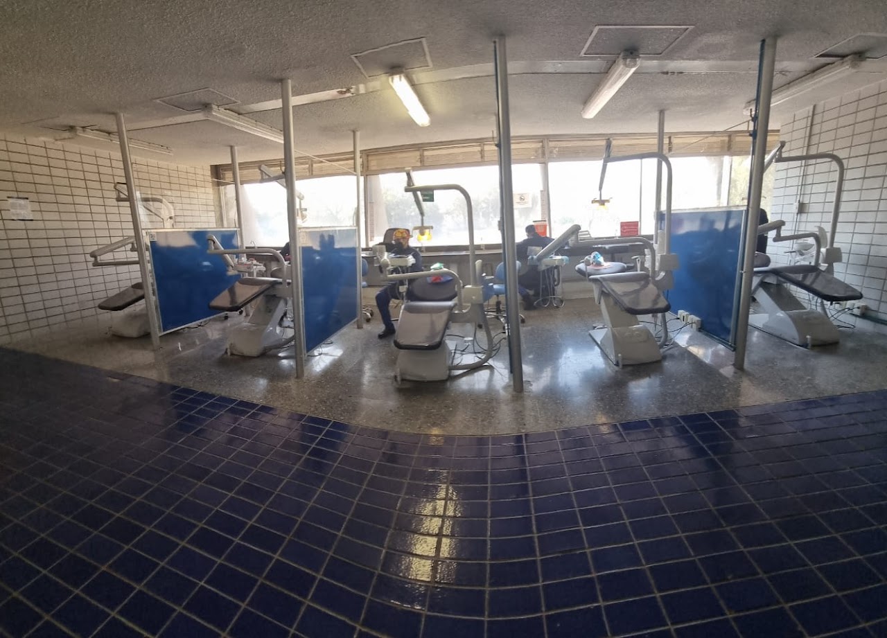 ALMARAZ – Cirujano Dentista